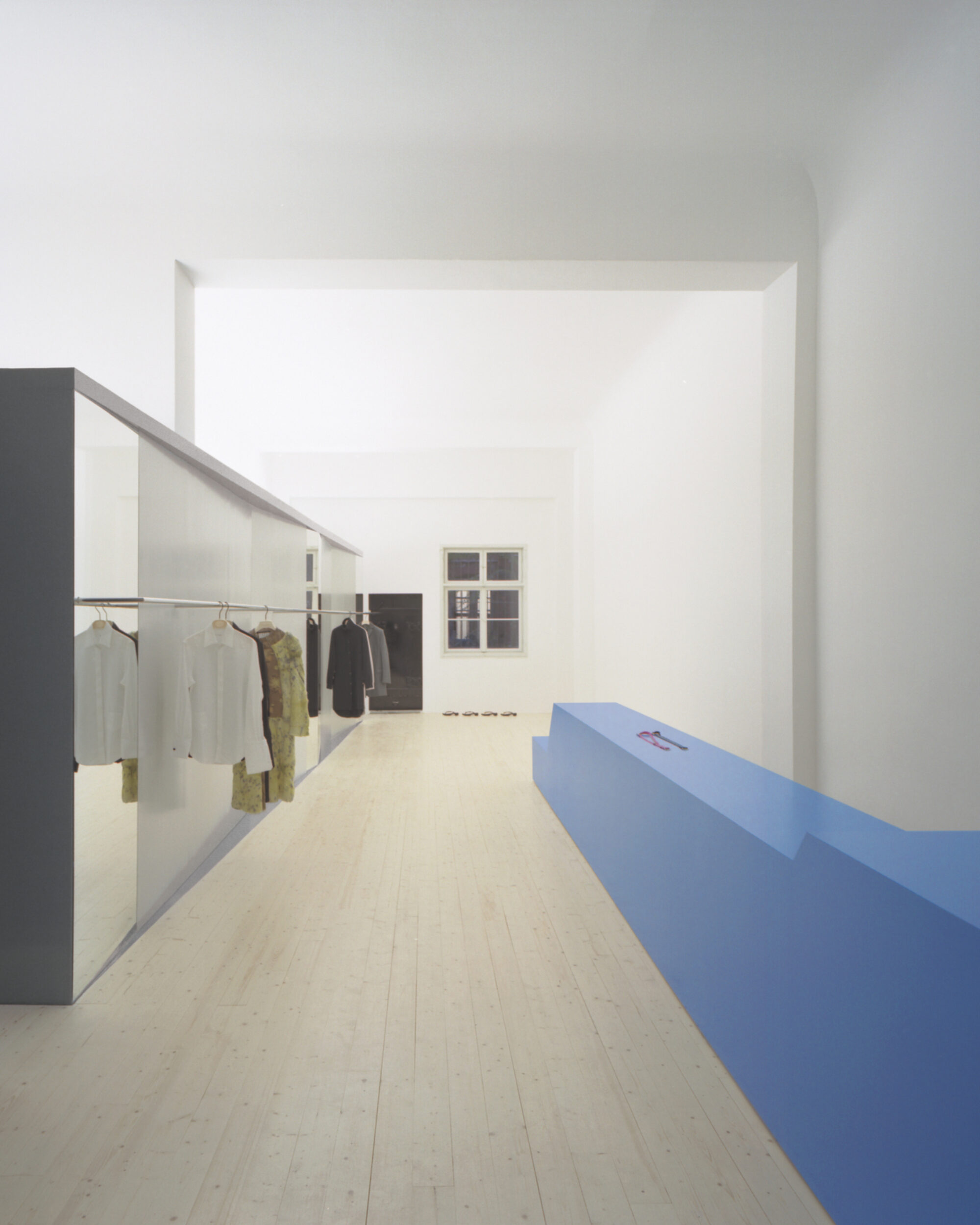 About – ANDREAS MURKUDIS